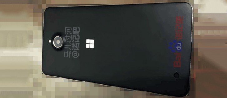 Mysterious Lumia spotted in live photos, could it be the Lumia 850 ...