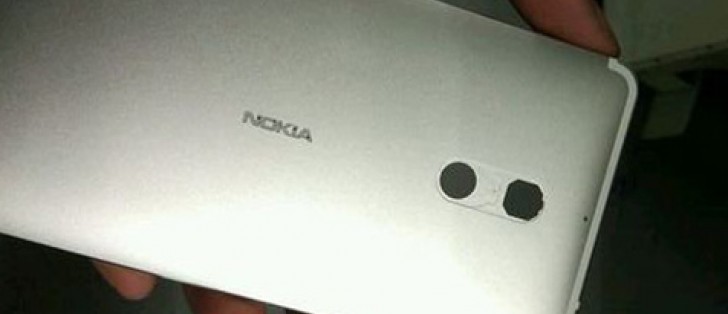 Photos of a Nokia-branded metal phone surface - GSMArena.com news