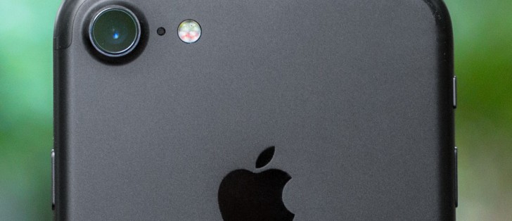 Apple to go all-in with AR, starting with the next iPhone's camera ...