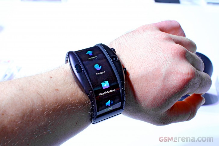 nubia Alpha, nubia Pods hands-on review - GSMArena.com news