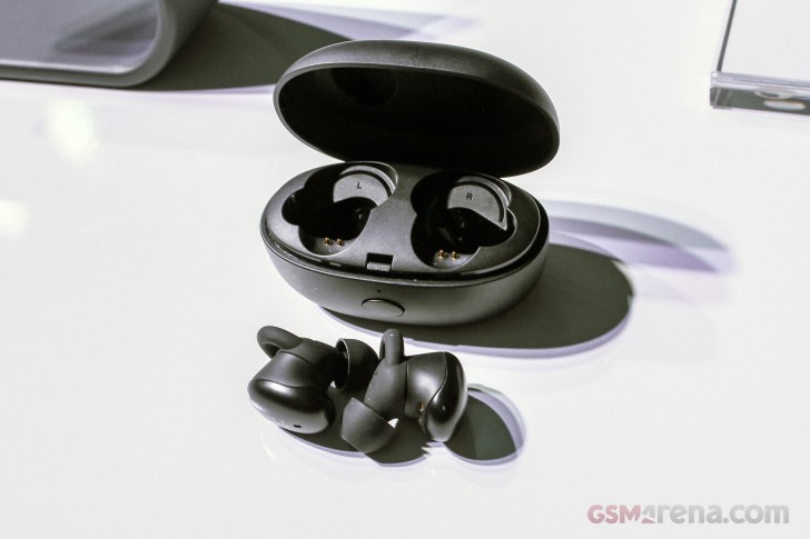 nubia Alpha, nubia Pods hands-on review - GSMArena.com news