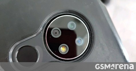 Mysterious Nokia Daredevil leaks with three cameras in a circular ...