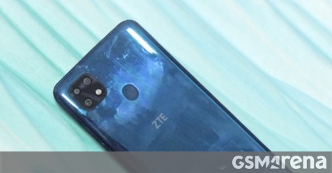 The FCC posts photos the ZTE Blade 20 and its 5,000mAh battery, Blade ...