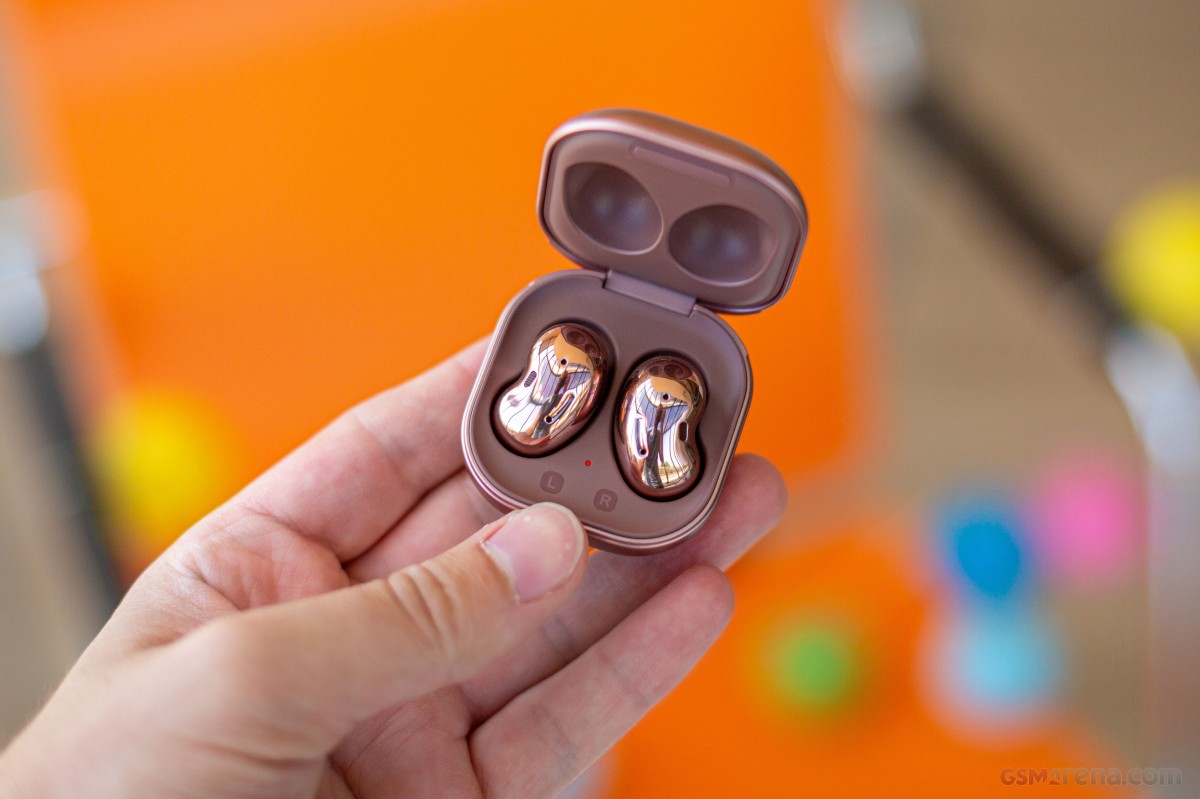 Samsung Buds Live Review India Gadget Review