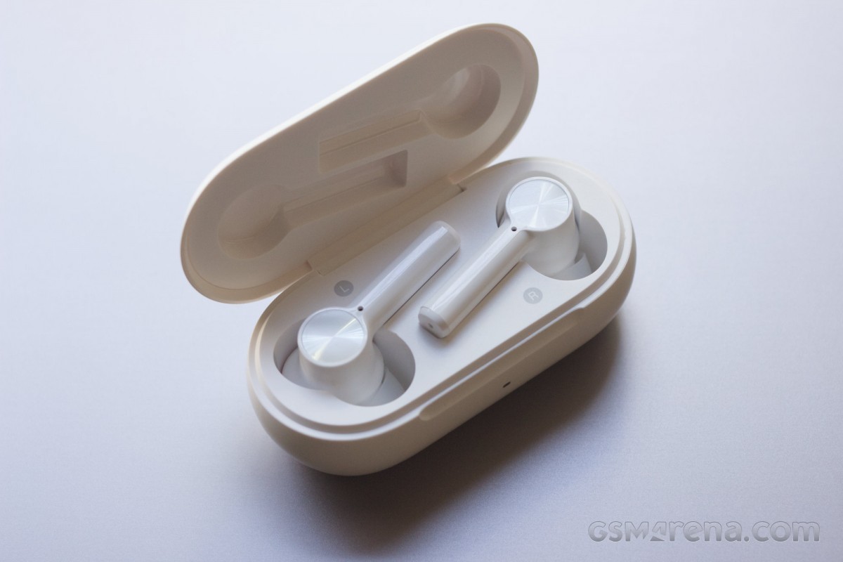 OnePlus Lets You Test The Upcoming Unannounced Buds Pro And Nord 2 OnePlus Lets You Test The Upcoming Unannounced Buds Pro And Nord 2