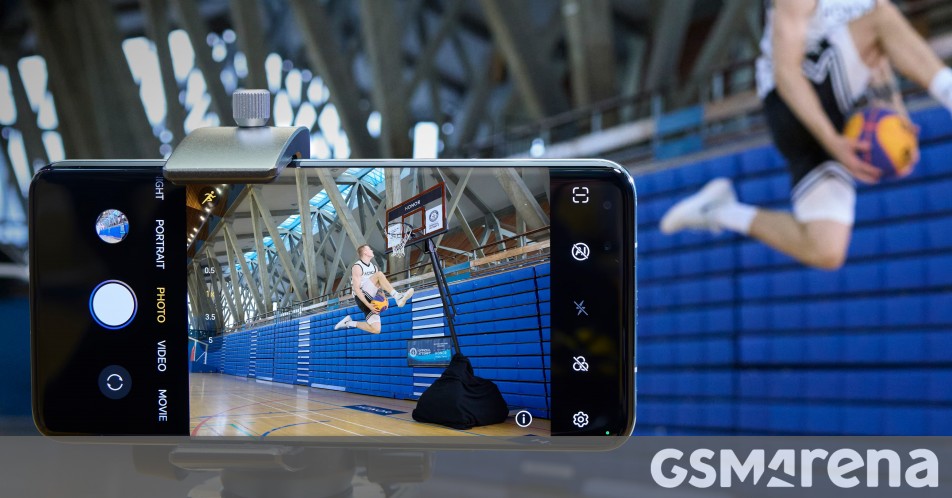 The Honor Magic5 Pro snaps Guinness record-breaking moment with its AI camera - GSMArena.com news