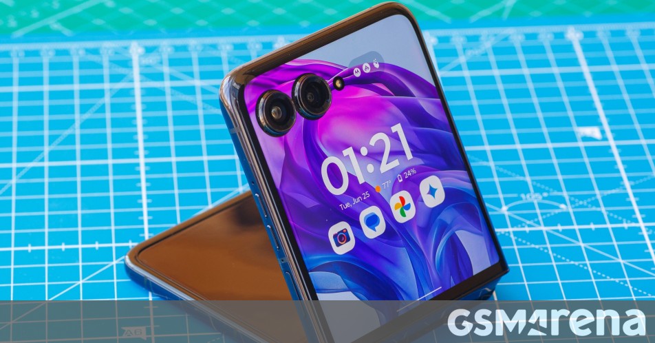 Motorola Razr 50 Ultra launched in India - GSMArena.com news