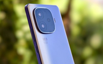 International iQOO Neo10 runs Geekbench with a different chipset 