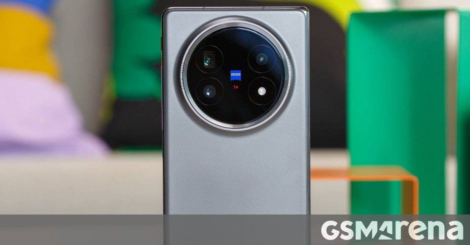 vivo X Fold5 goes on sale in India - GSMArena.com news