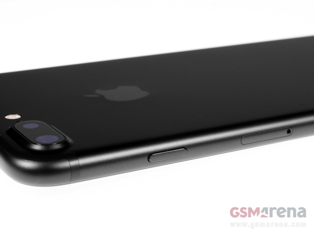 Apple iPhone 7 Plus pictures, official photos