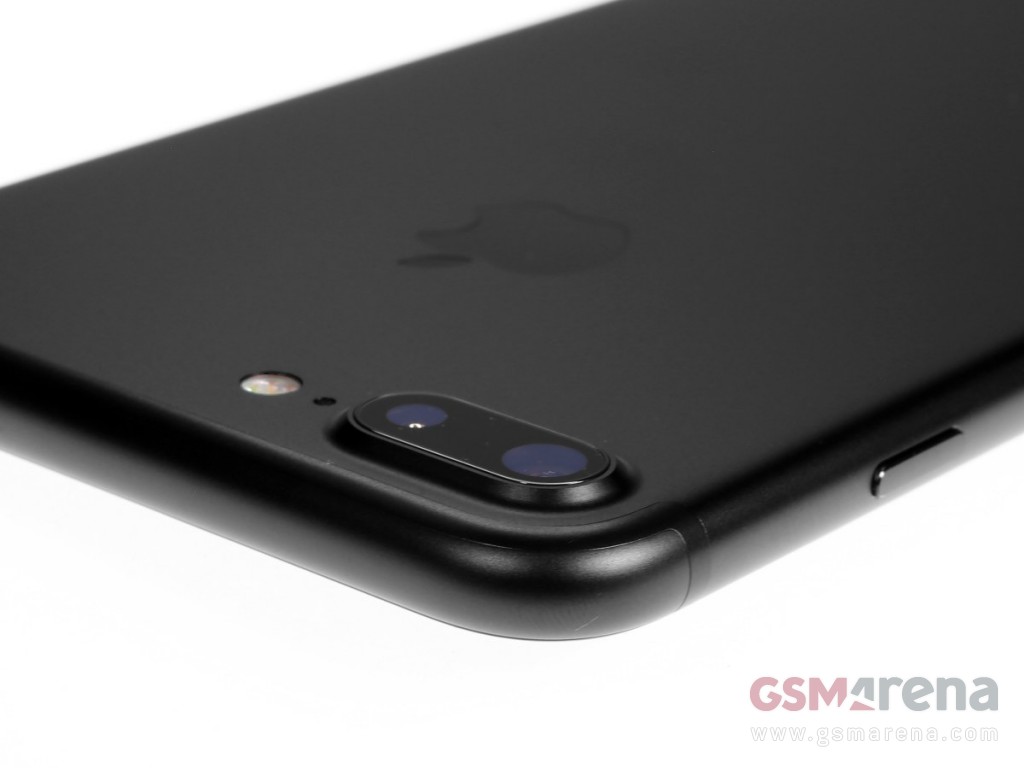 Apple iPhone 7 Plus pictures, official photos