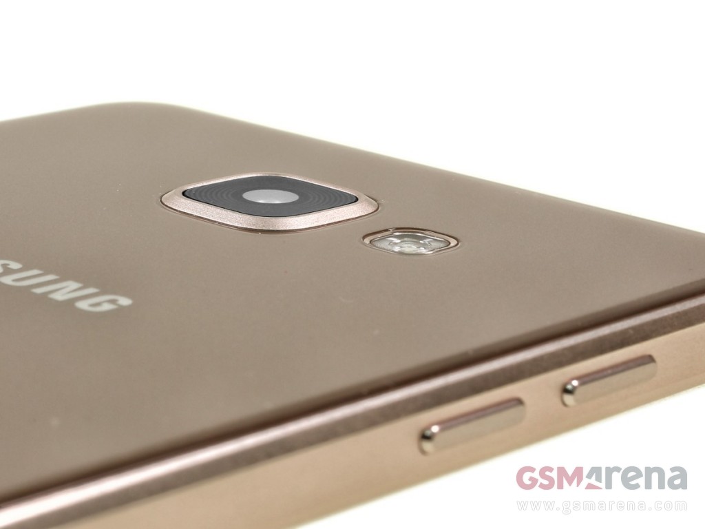 Samsung Galaxy A7 (2016) pictures, official photos