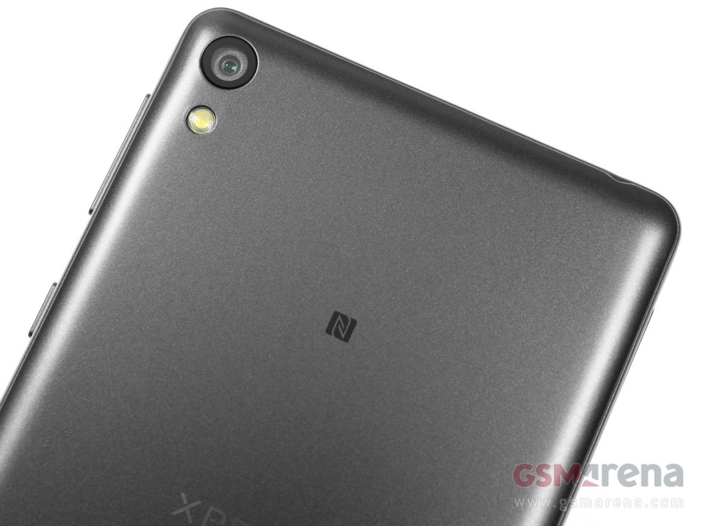 Sony Xperia E5 pictures, official photos