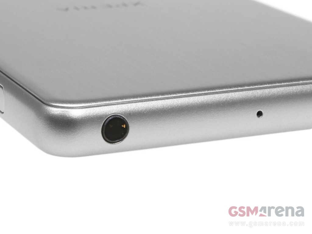 Sony Xperia X Performance pictures, official photos