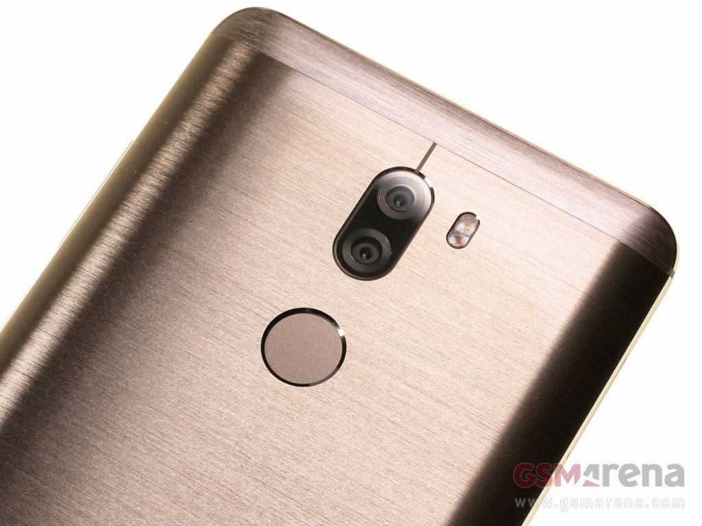 Xiaomi Mi 5s Plus pictures, official photos