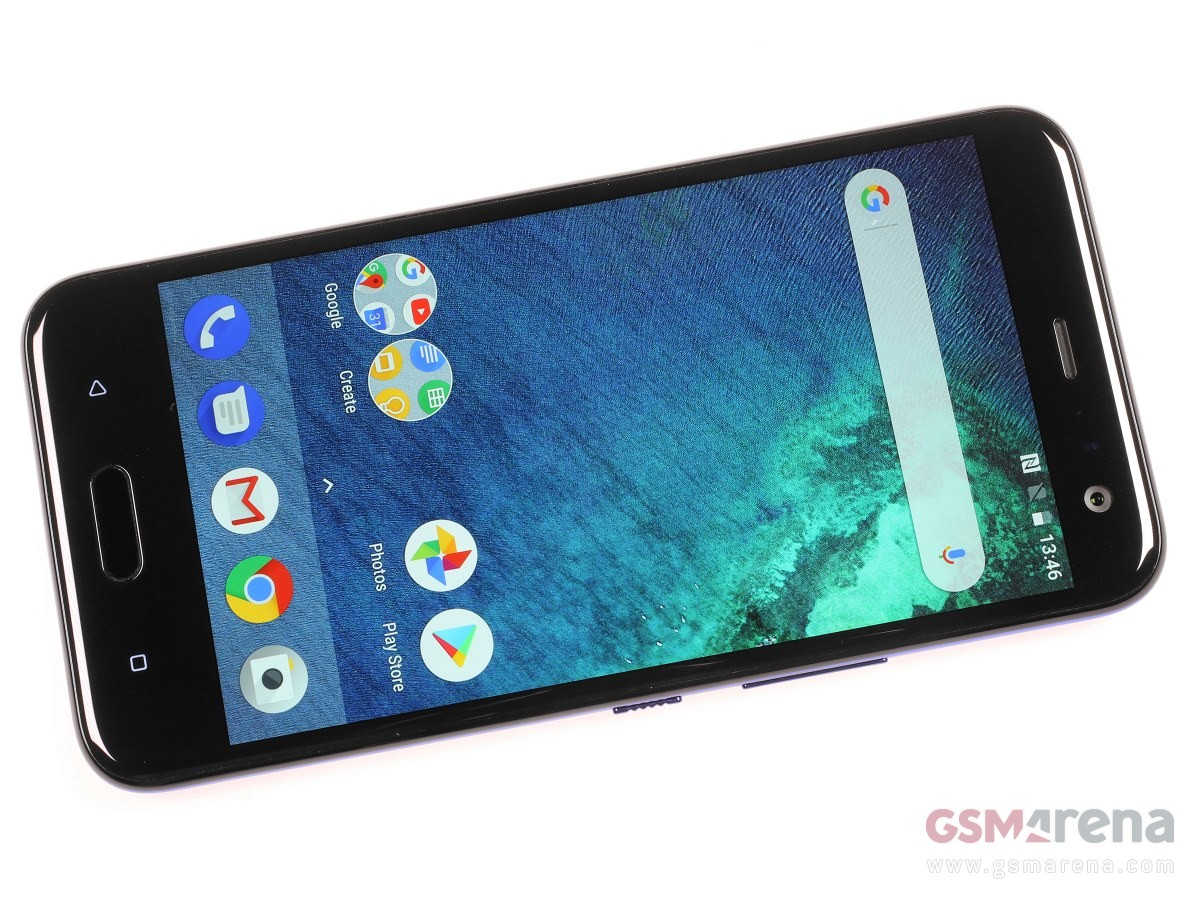 HTC U11 Life pictures, official photos