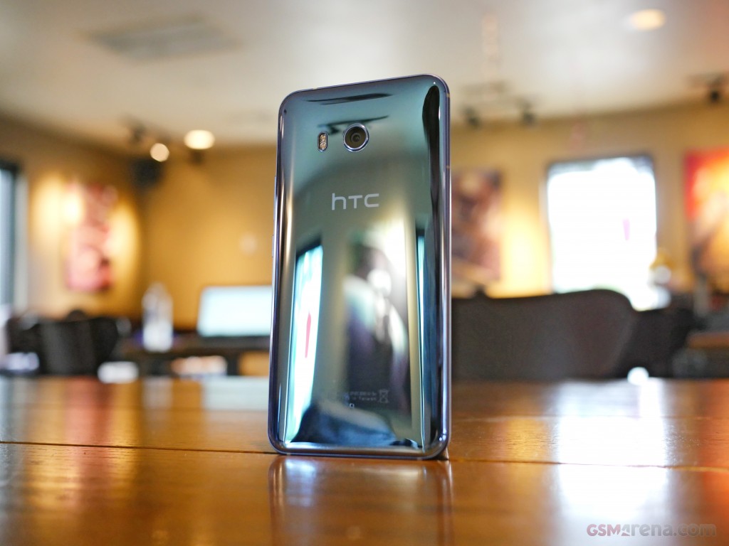 HTC U11 pictures, official photos