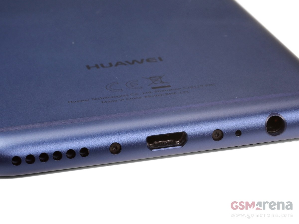 Huawei Mate 10 Lite pictures, official photos