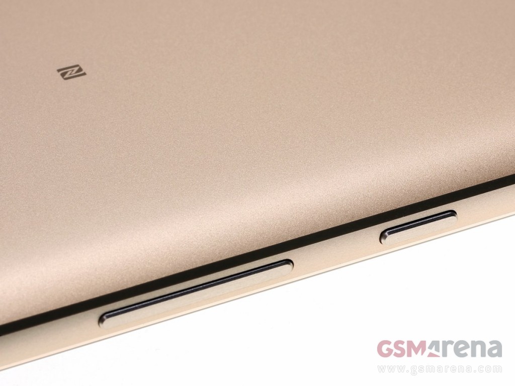 Lenovo P2 pictures, official photos