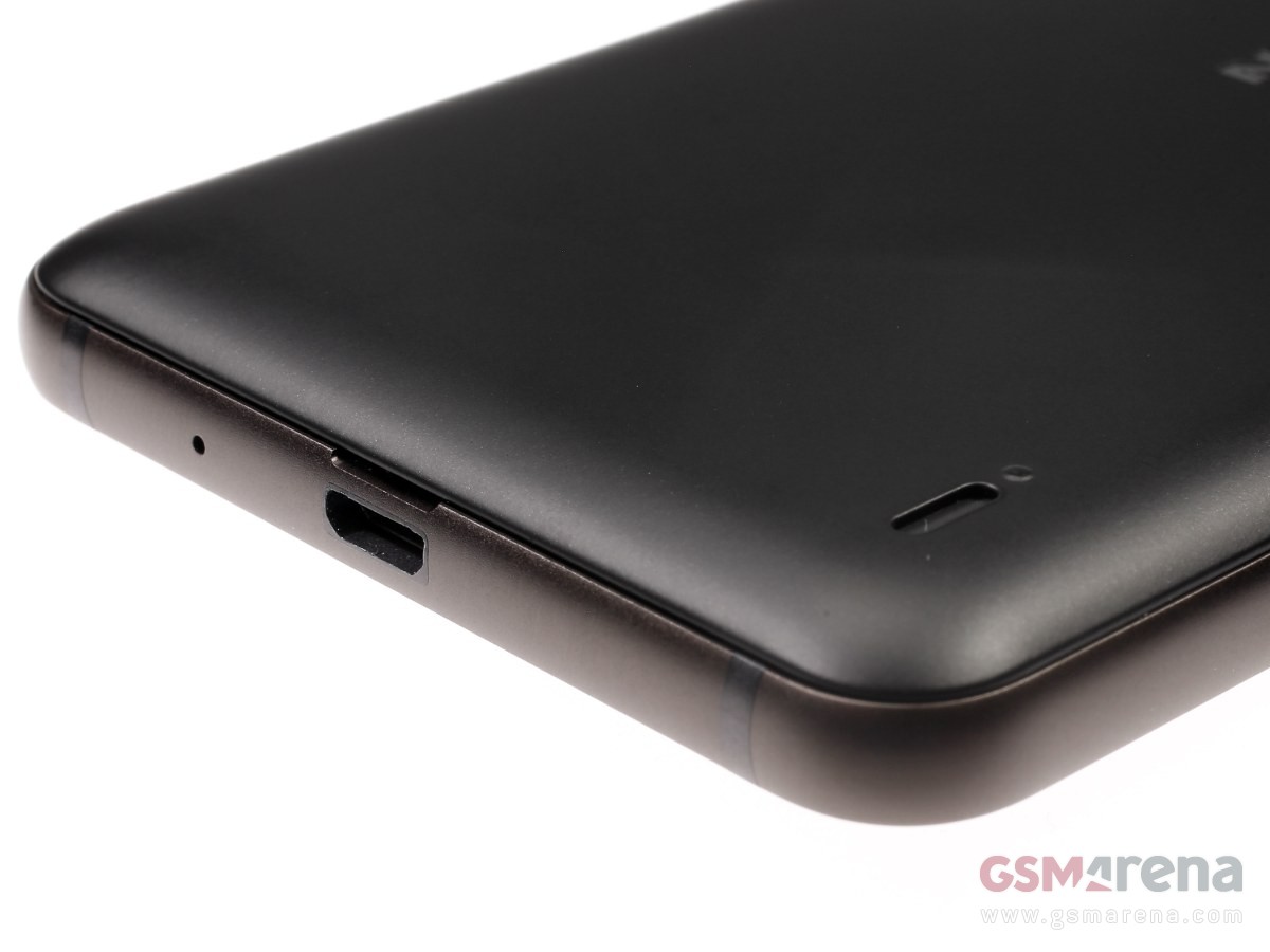 Nokia 2 pictures, official photos