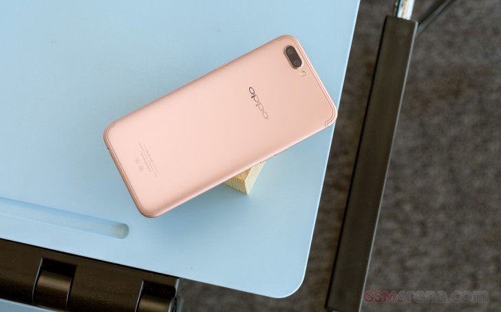 Oppo R11 pictures, official photos