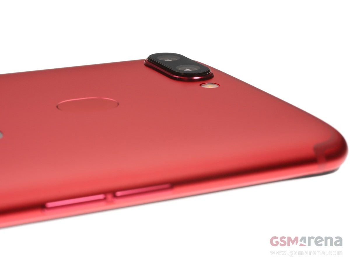 Oppo R11s pictures, official photos