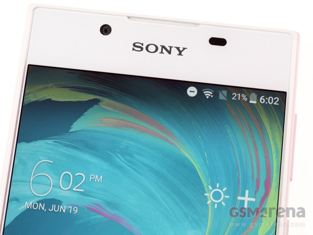 Sony Xperia L1 pictures, official photos