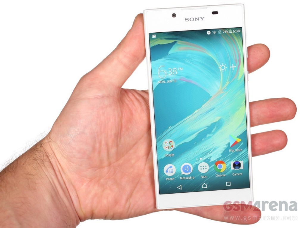 Sony Xperia L1 pictures, official photos
