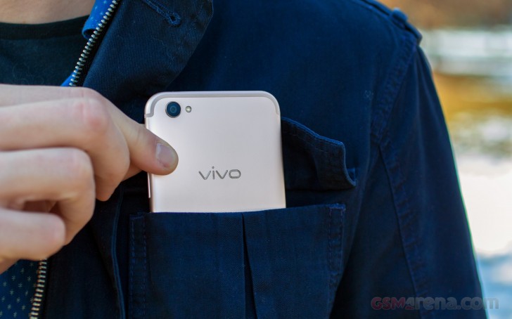 vivo V5 Plus pictures, official photos