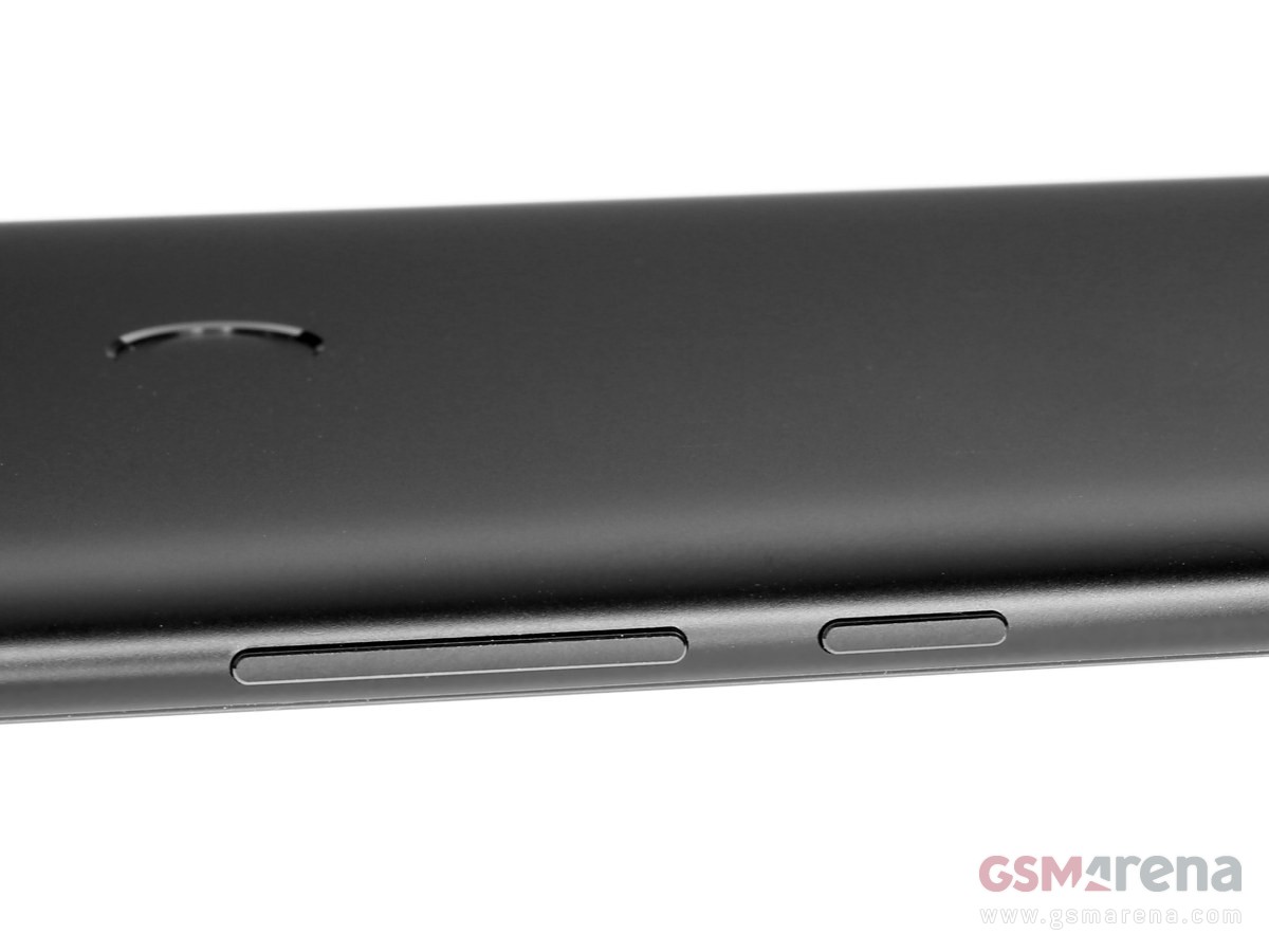 Xiaomi Mi Max 2 pictures, official photos