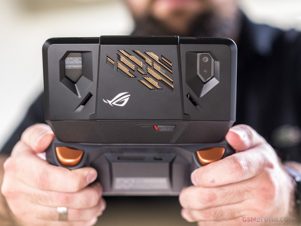 Asus ROG Phone ZS600KL pictures, official photos