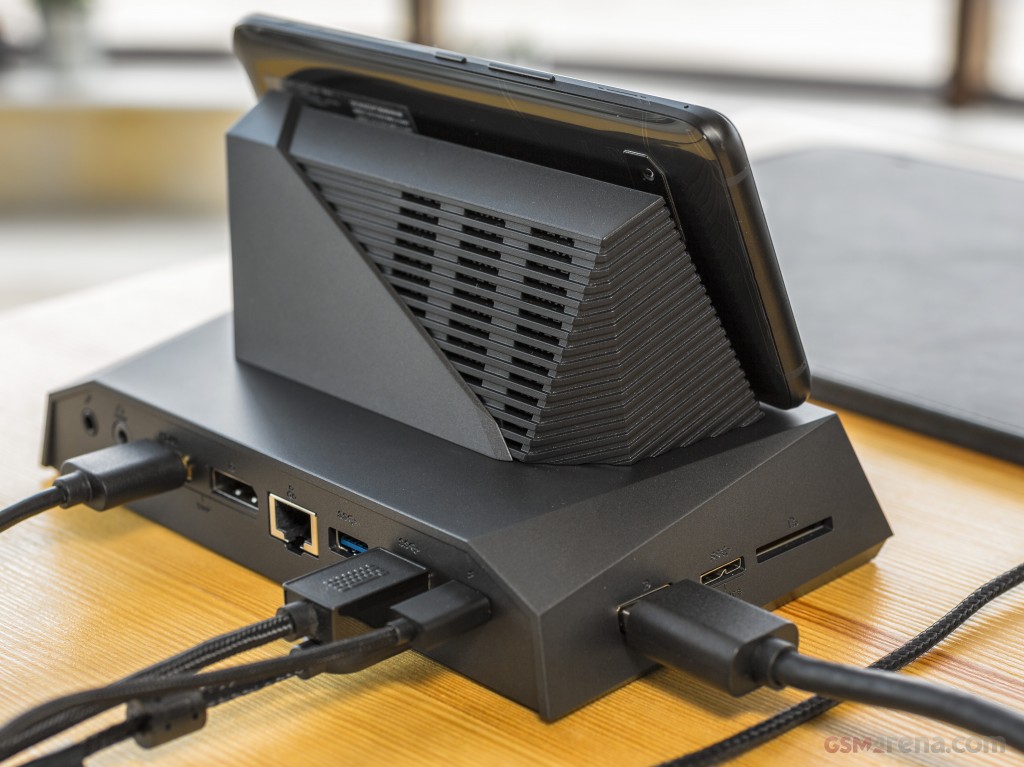 Asus ROG Phone ZS600KL pictures, official photos