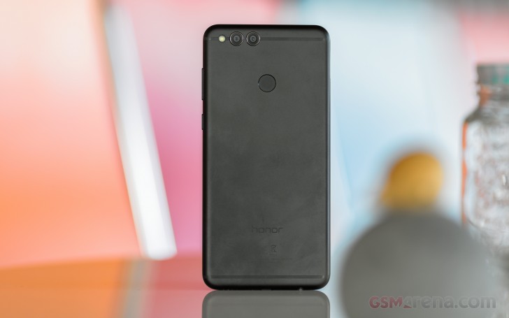 Honor 7X pictures, official photos