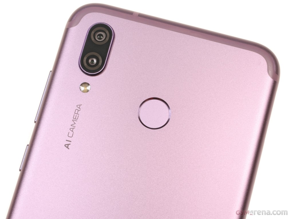 Honor Play pictures, official photos