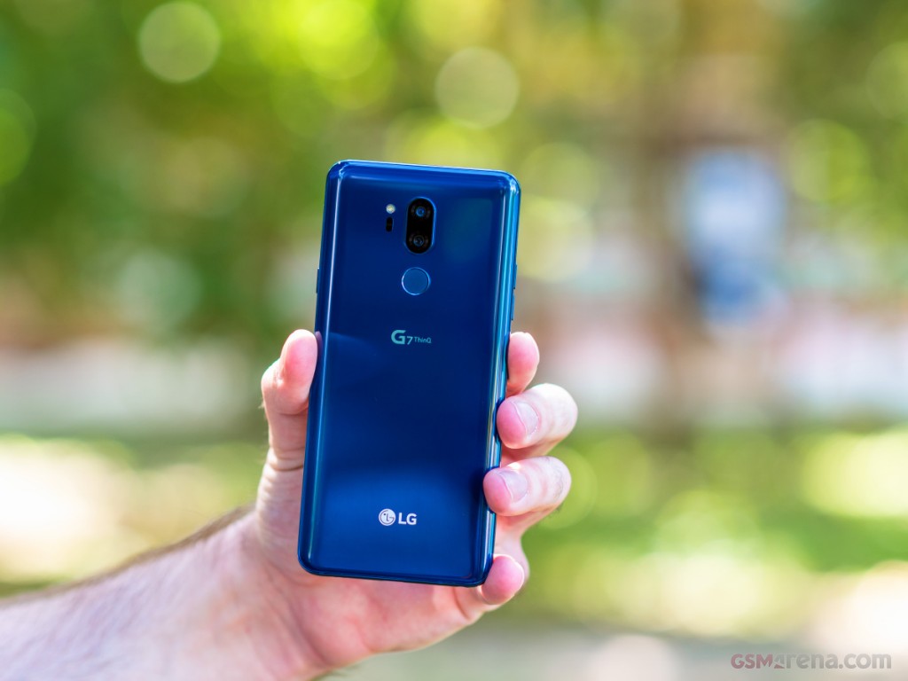 LG G7 ThinQ pictures, official photos