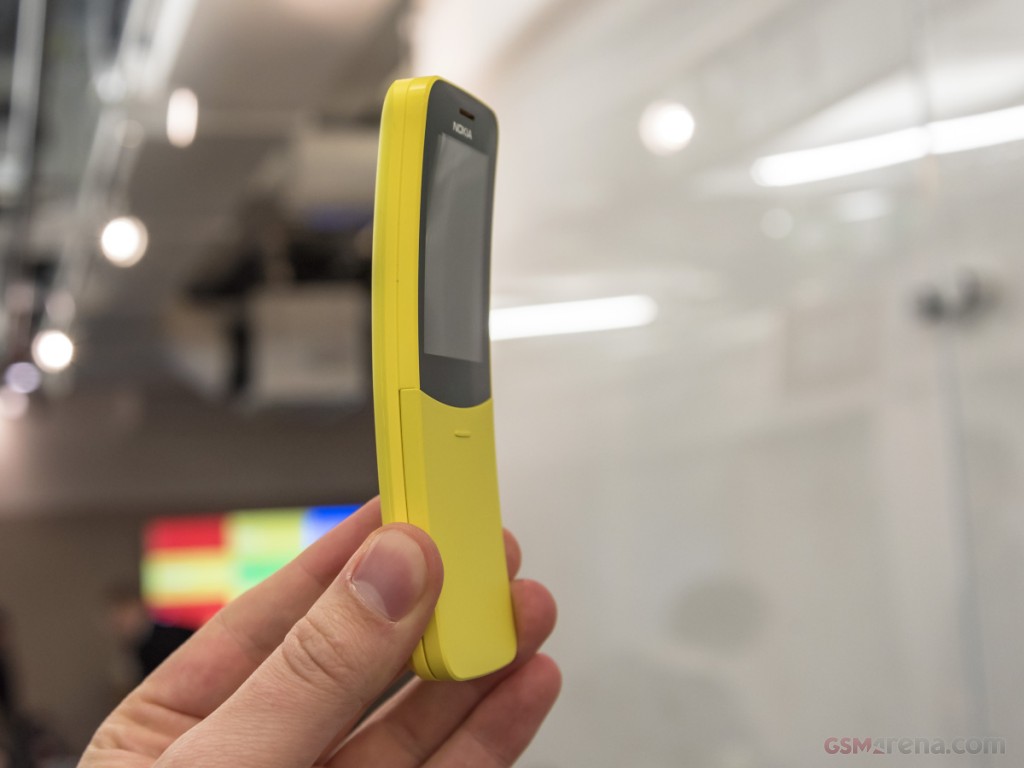 Nokia 8110 4G pictures, official photos