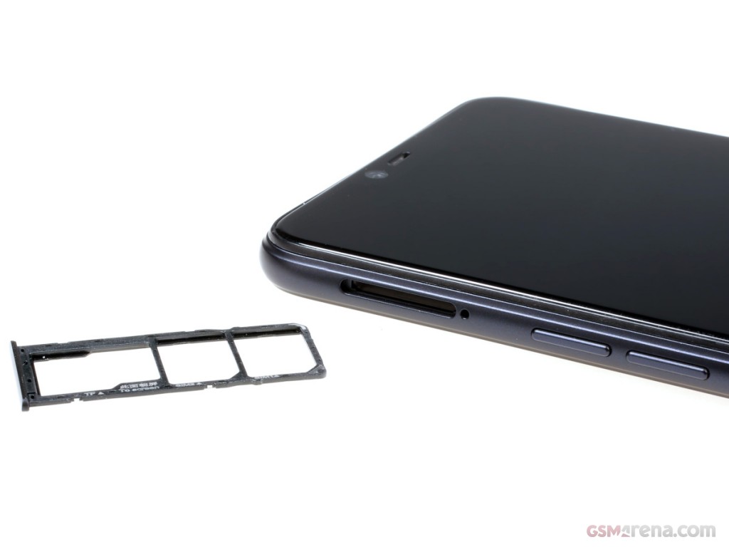 Realme 2 pictures, official photos