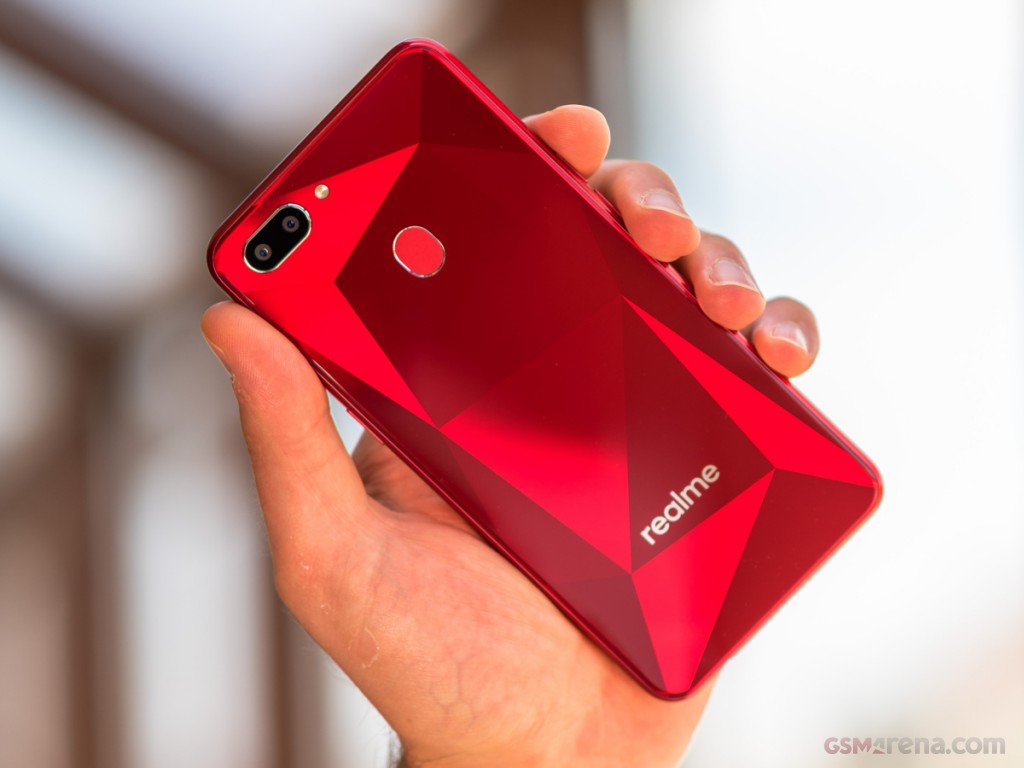 Realme 2 pictures, official photos