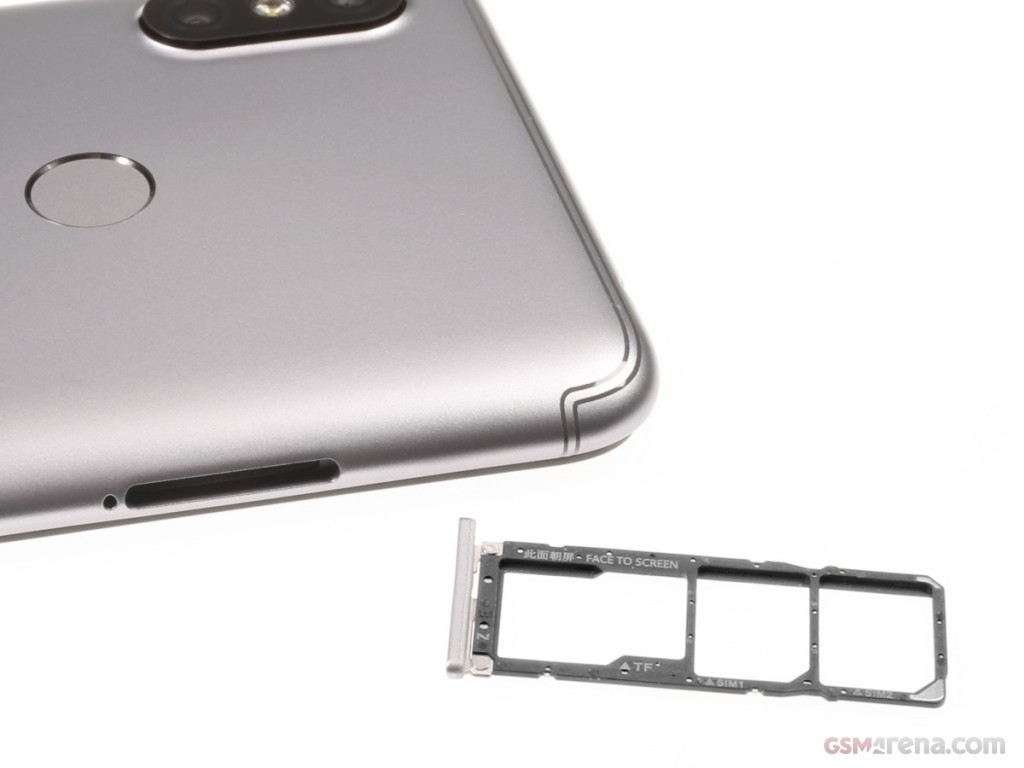 Xiaomi Redmi S2 (Redmi Y2) pictures, official photos