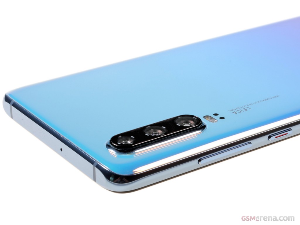 Huawei P30 pictures, official photos
