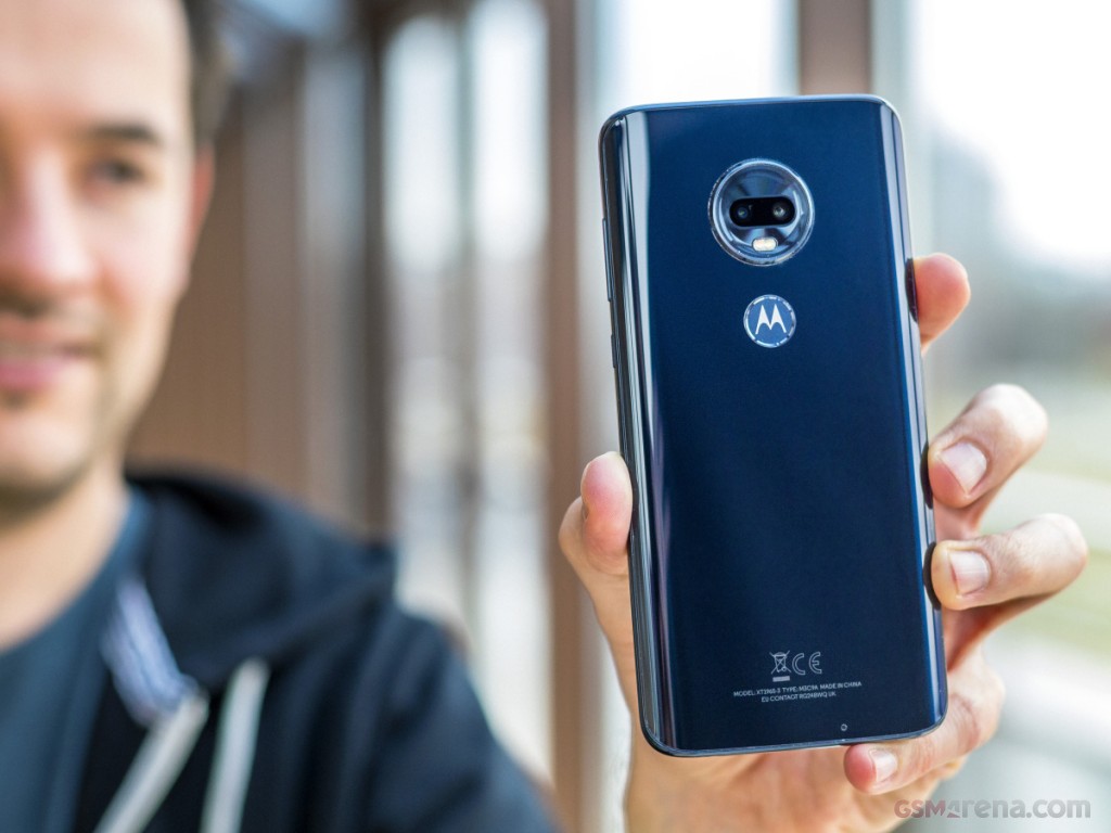 Motorola Moto G7 Plus pictures, official photos