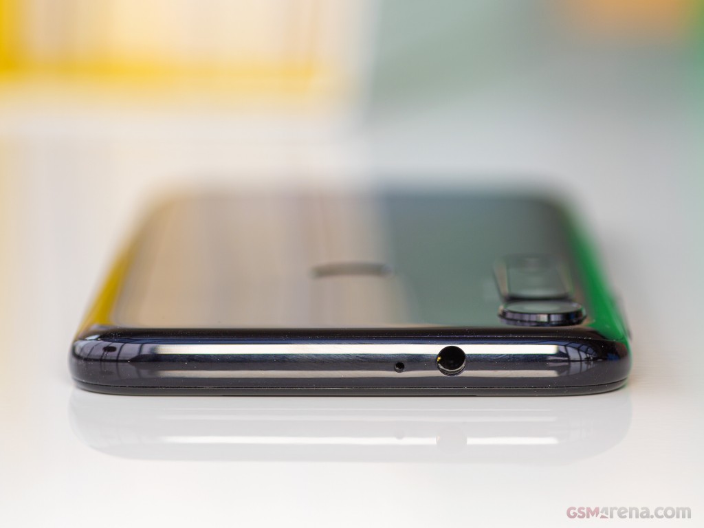 Motorola Moto G8 Plus pictures, official photos