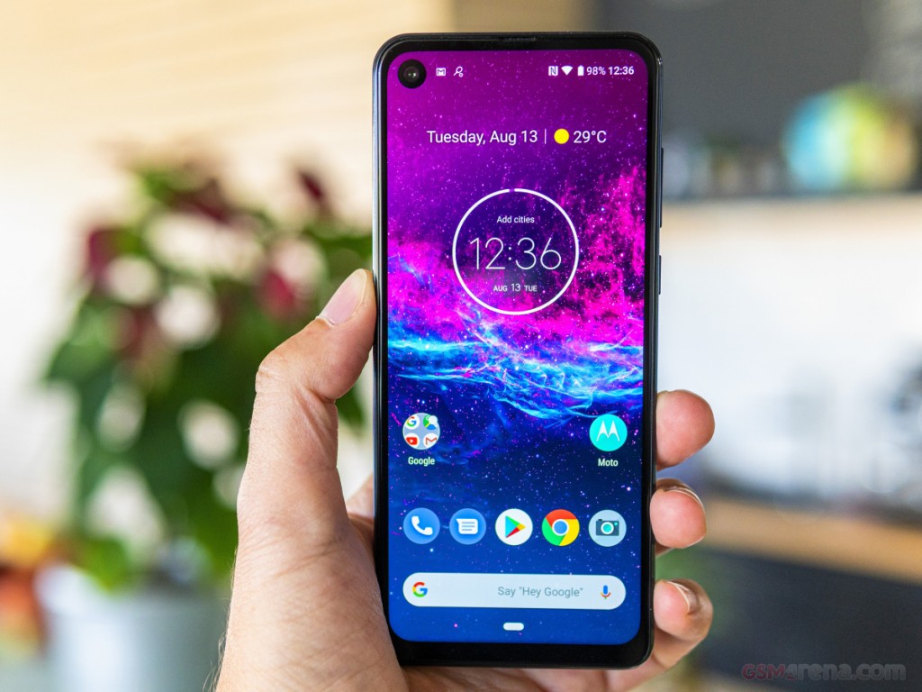 Motorola One Action pictures, official photos