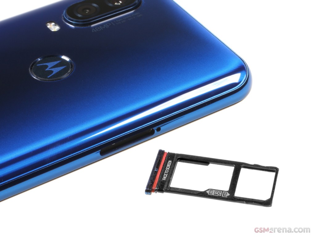 Motorola One Vision pictures, official photos