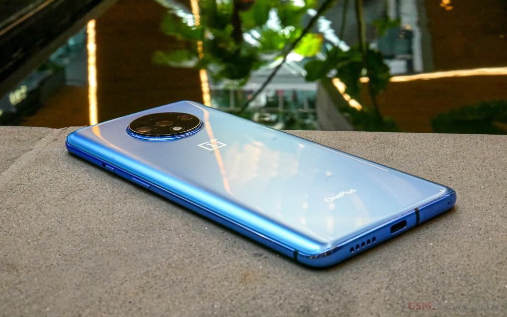 OnePlus 7T pictures, official photos