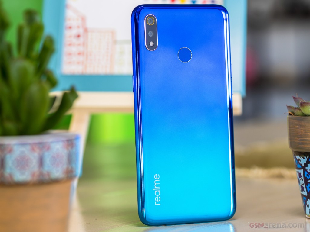 Realme 3 pictures, official photos
