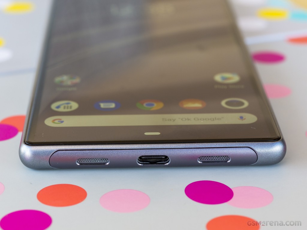 Sony Xperia 10 Plus pictures, official photos