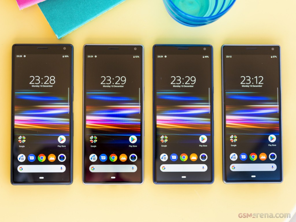 Sony Xperia 10 pictures, official photos