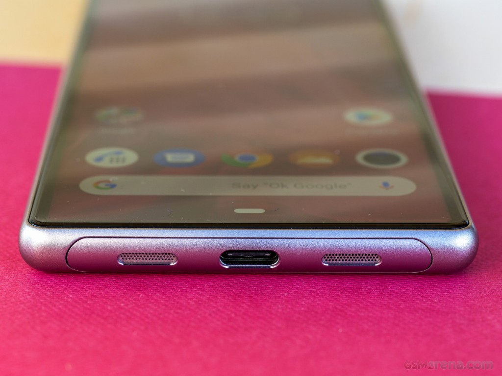 Sony Xperia 10 pictures, official photos