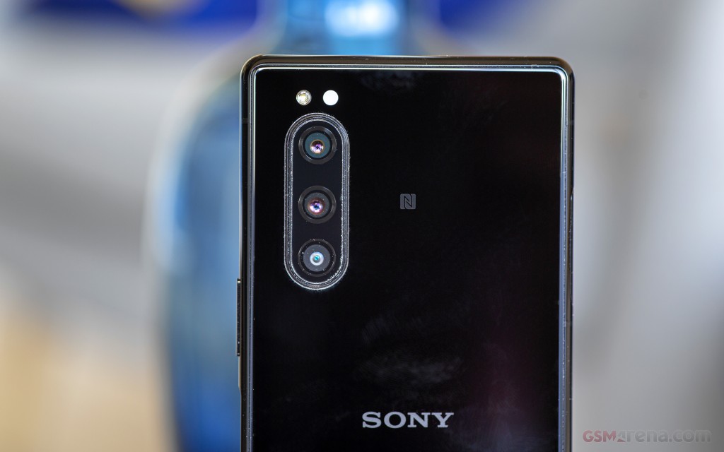 Sony Xperia 5 pictures, official photos